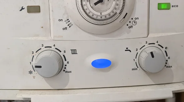 Worcester Bosch Boiler Flashing Blue Light | Causes & Fixes